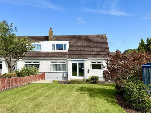 4 Bedroom Chalet House