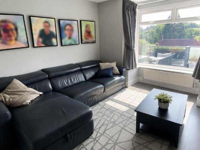 4 bedroom detached house to rent
