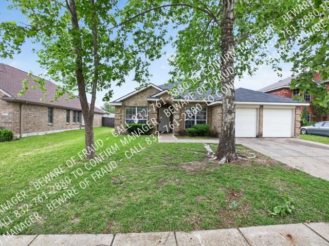 4 Bedroom Charmer in the Heart of Mesquite!