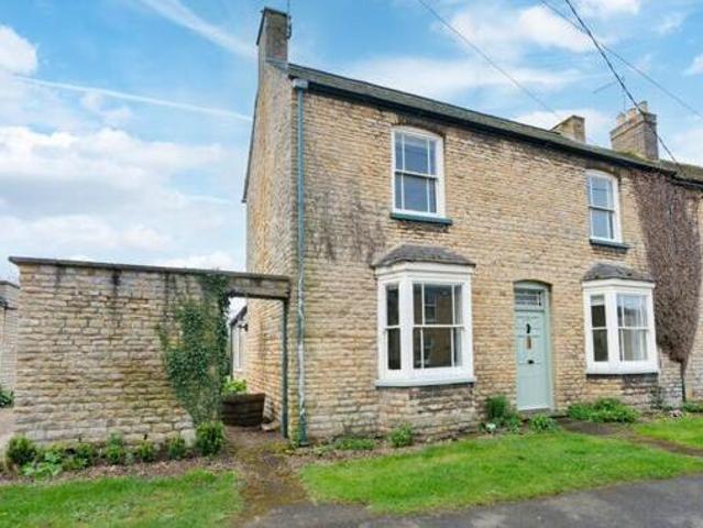 4 Bedroom Character Property For Sale In Peterborough, Cambridgeshire