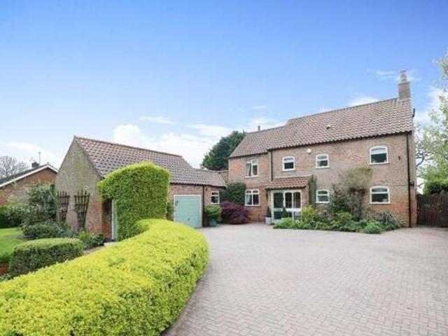 4 Bedroom Character Property For Sale In Sturton le steeple