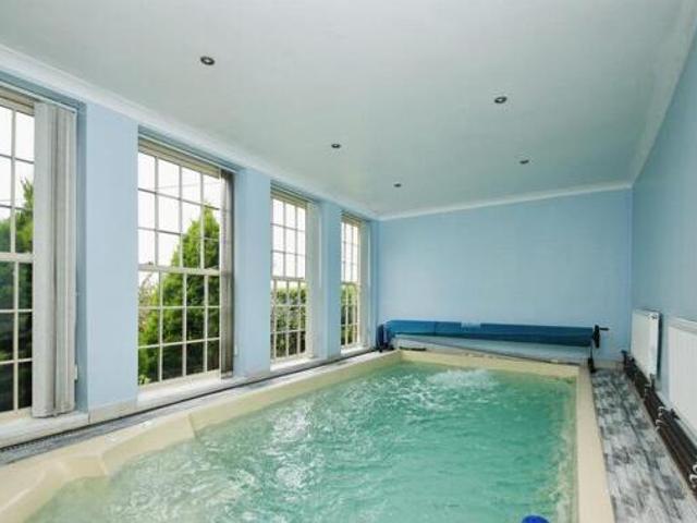 4 Bedroom Character Property For Sale In Ten Mile Bank