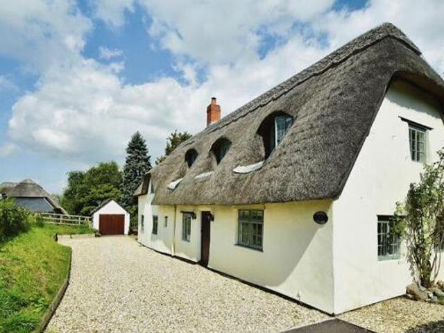 4 Bedroom Character Property For Sale In Wanborough