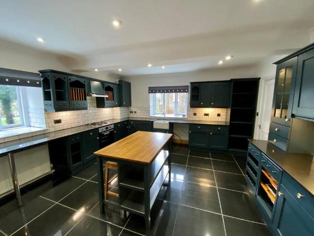 4 bedroom character property to rent