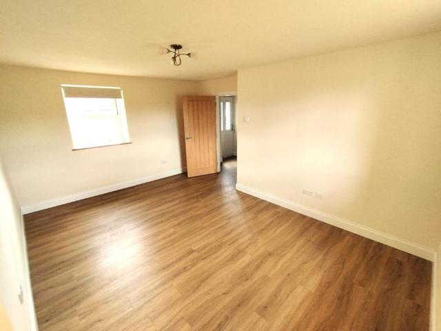 4 bedroom character property to rent