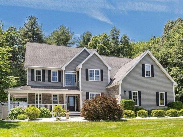 4 bedroom, Charlton MA 01507 105058997