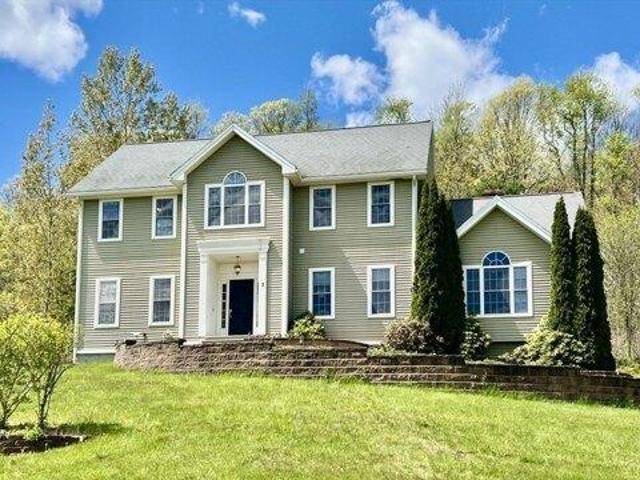 4 bedroom, Charlton MA 01507 102709195