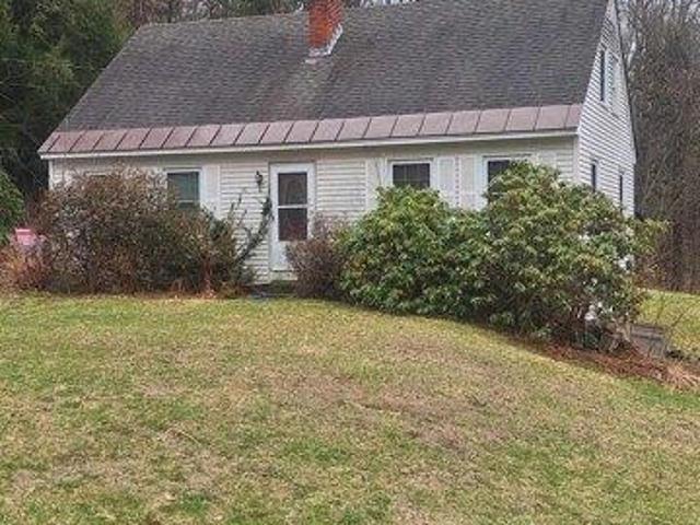 4 bedroom, Charlestown NH 03603 LS101934616