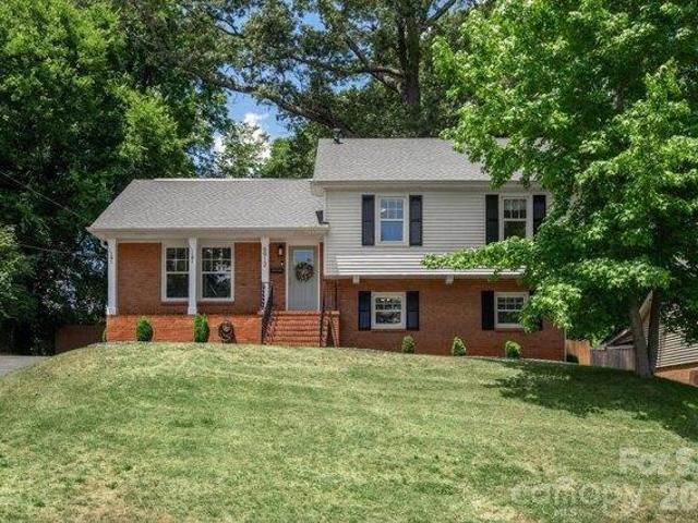 4 bedroom, Charlotte NC 28210 104898165