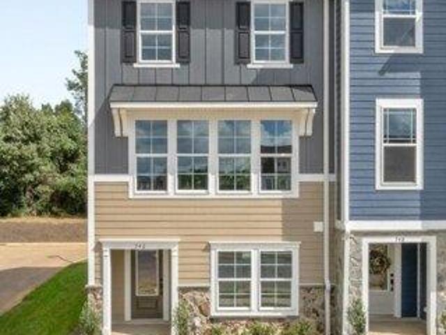 4 bedroom, Charlottesville VA 22911 104902355