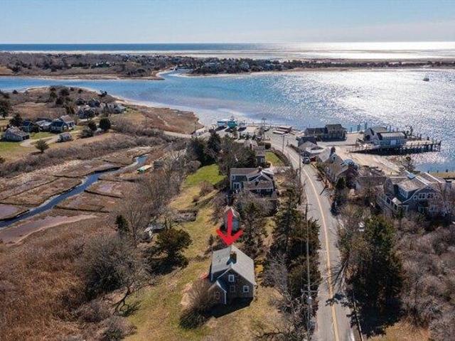 4 bedroom, Chatham MA 02633 102563588