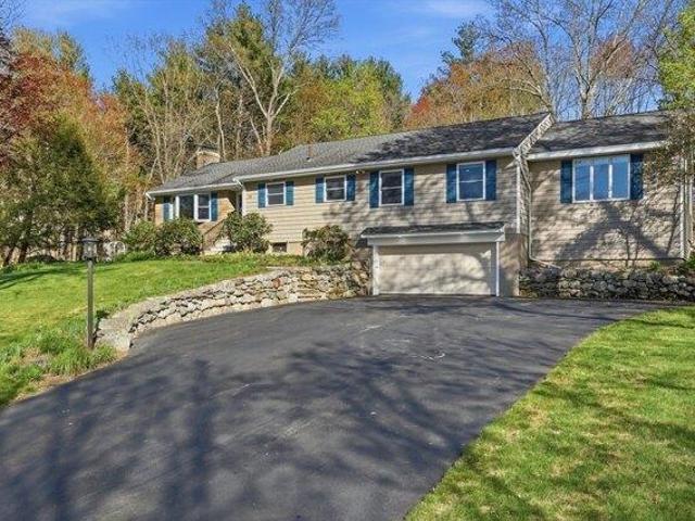 4 bedroom, Chelmsford MA 01824 102799816