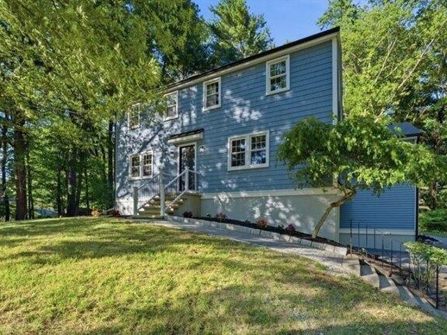 4 bedroom, Chelmsford MA 01824 104009530