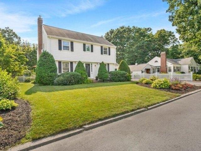 4 bedroom, Chelmsford MA 01824 105093853