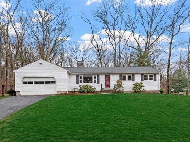 4 bedroom, Chelmsford MA 01824 LS102585906