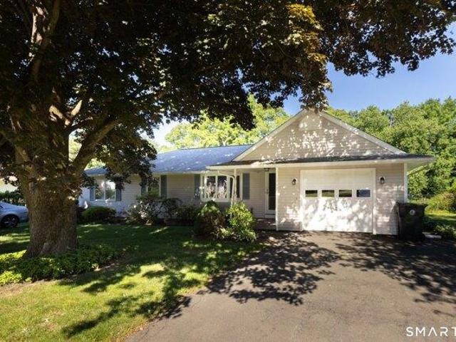 4 bedroom, Cheshire CT 06410 104848640