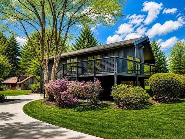 4 bedroom, Chester MA 01011 102583385