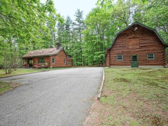 4 bedroom, Chester NH 03036 LS102594157