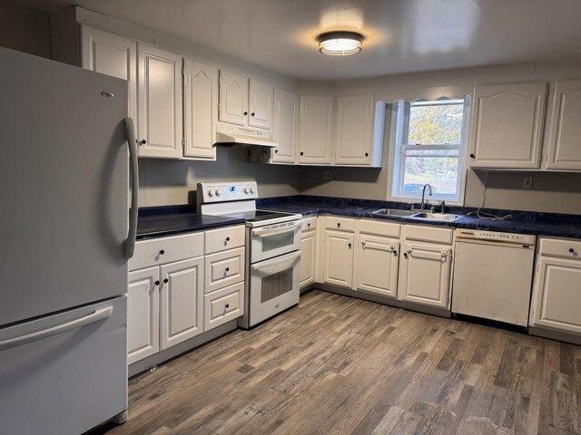 4 bedroom, Chesterfield NH 03466 LS103124639