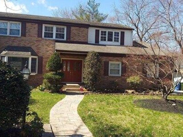 4 bedroom, Cherry Hill NJ 08003 LS102028065