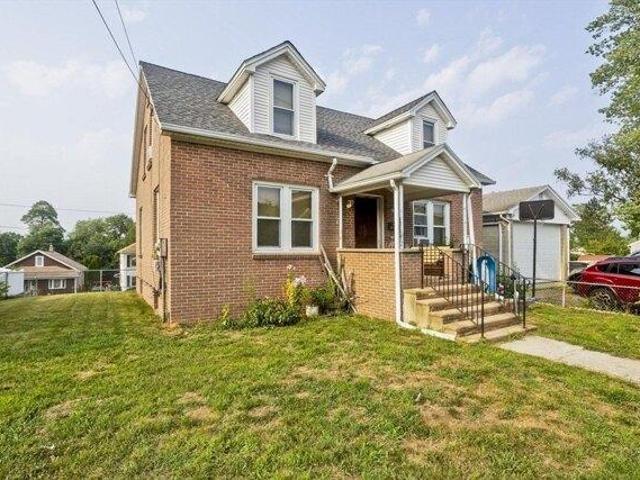 4 bedroom, Chicopee MA 01020 105158190