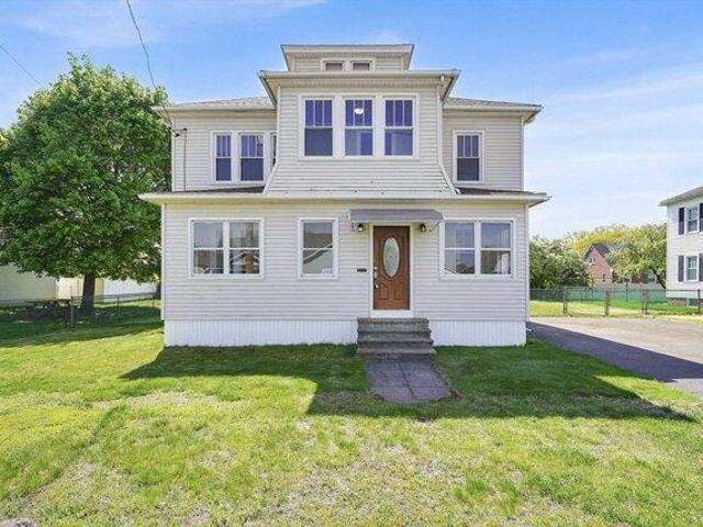 4 bedroom, Chicopee MA 01020 103159912