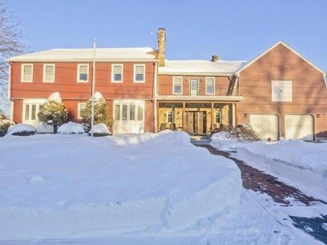 4 bedroom, Chicopee MA 01020 LS102634425
