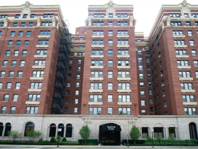 4 bedroom, CHICAGO IL 60615 LS102889689