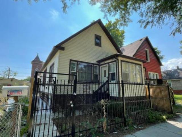 4 bedroom, Chicago IL 60628 87710888