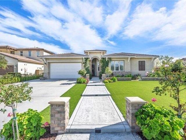 4 bedroom, Chino CA 91710 89683012