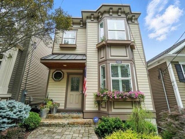 4 bedroom, Cincinnati OH 45226 93198880