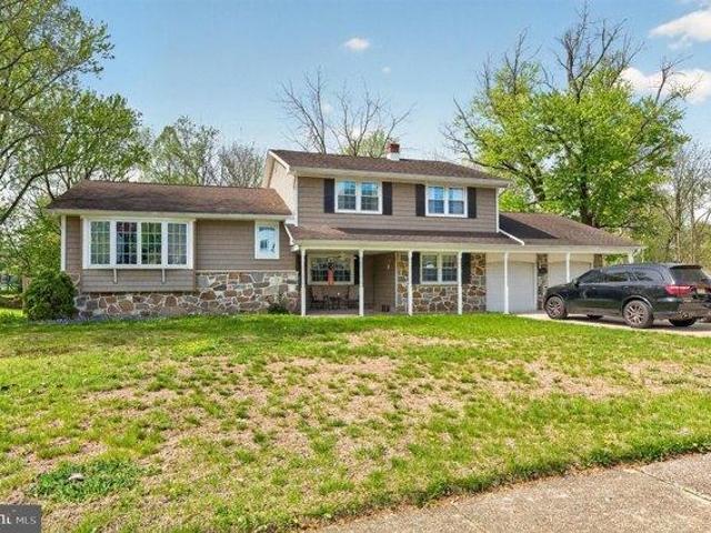 4 bedroom, Cinnaminson NJ 08077 102585802