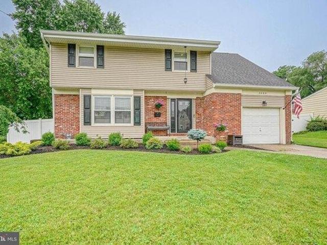 4 bedroom, Cinnaminson NJ 08077 LS102800302