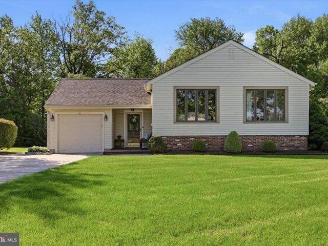 4 bedroom, Cinnaminson NJ 08077 LS102824790