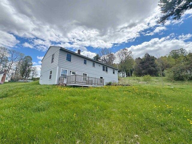 4 bedroom, Claremont NH 03743 104114382