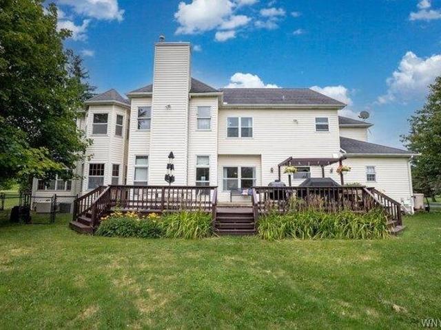 4 bedroom, Clarence NY 14031 104906918