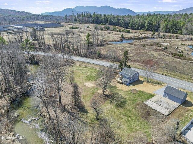 4 bedroom, Clarksburg MA 01247 LS102372599