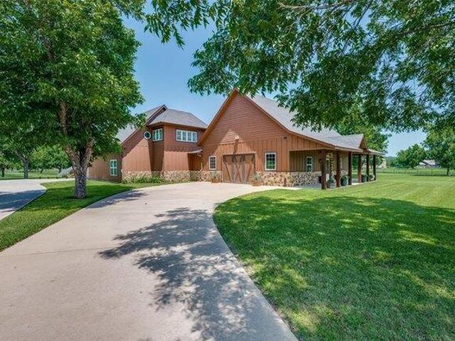 4 bedroom, Cleburne TX 76033 93926878