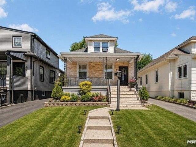 4 bedroom, Clifton NJ 07011 103160134
