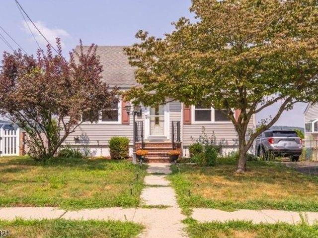 4 bedroom, Clifton NJ 07011 LS102478067