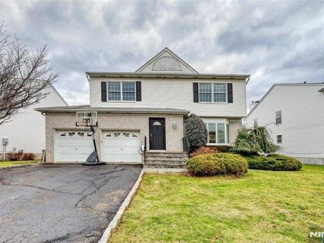 4 bedroom, Clifton NJ 07012 102029568