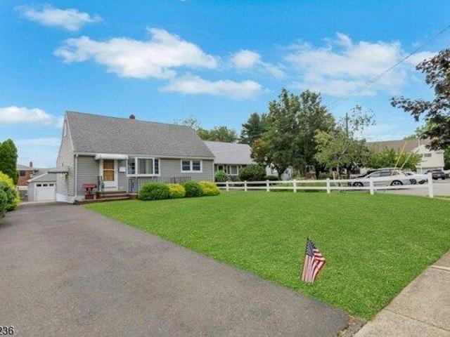 4 bedroom, Clifton NJ 07014 105203861