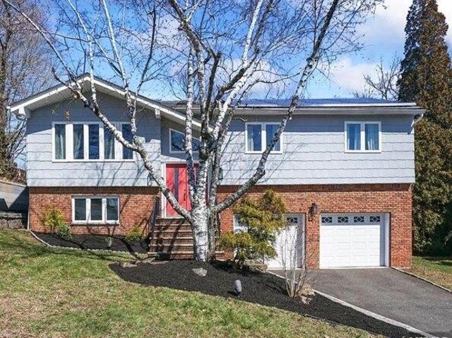 4 bedroom, Clifton NJ 07014 LS102217207