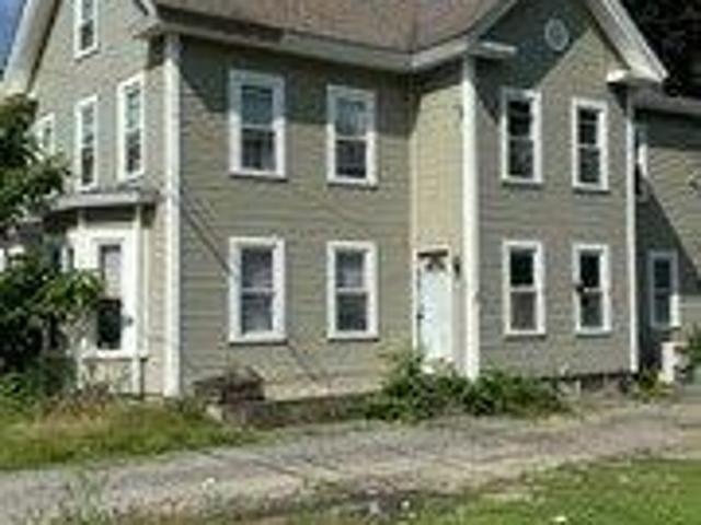 4 bedroom, Clinton MA 01510 105061028