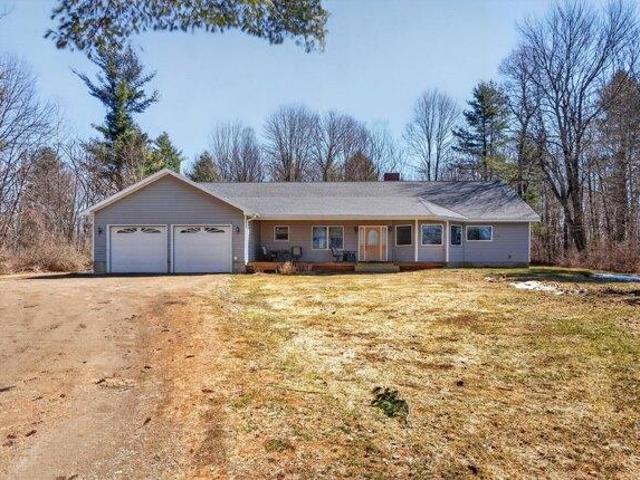 4 bedroom, Clinton ME 04927 102062336