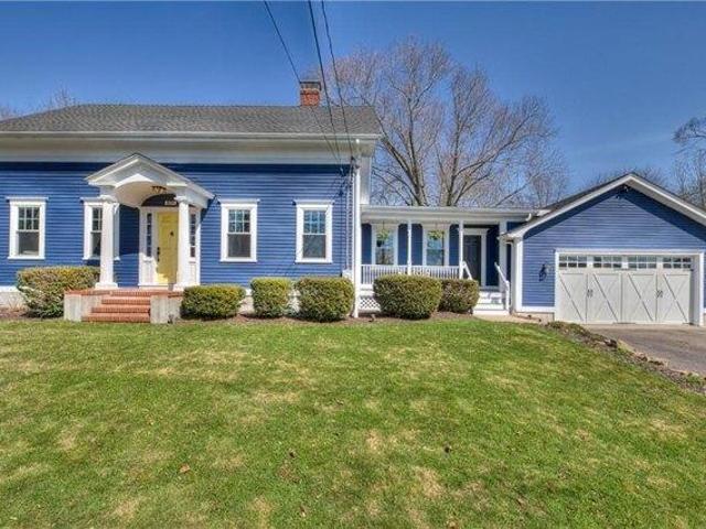 4 bedroom, Cranston RI 02831 104479933