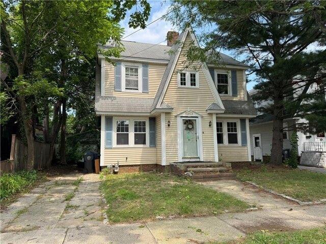 4 bedroom, Cranston RI 02905 105105932