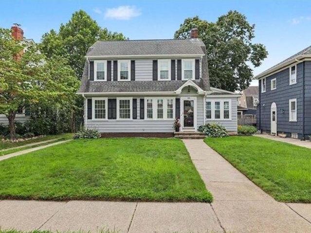4 bedroom, Cranston RI 02905 105106662