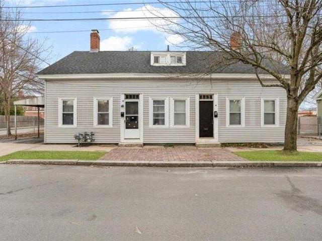 4 bedroom, Cranston RI 02910 LS102477933
