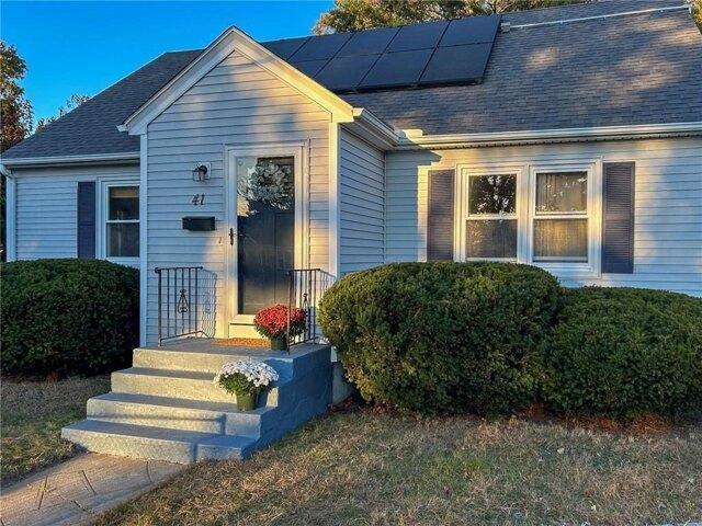 4 bedroom, Cranston RI 02910 LS102258038